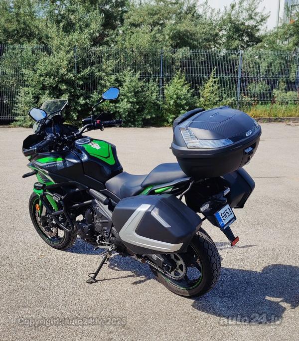 Kawasaki Versys 650 2023 in Tallinn, with an engine capacity of 0.65 L and mileage of 11 thousand km for 6600 €, photo 3 on AUTOMOTO.COM.LV