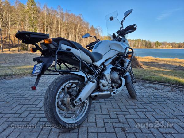 Balts Kawasaki Versys 650 2008 Elva, ar dzinēja tilpumu 0.65 L un nobraukumu 40 tūkst. km par 3500 €, foto 9 vietnē AUTOMOTO.COM.LV