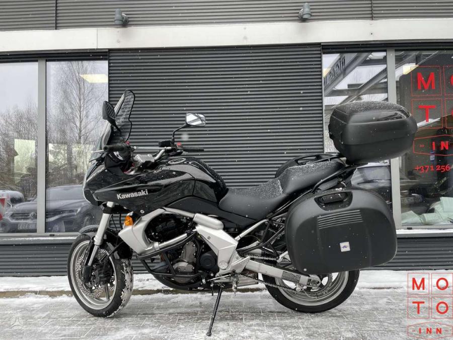 Melns Kawasaki Versys 2007 Rīga, ar dzinēja tilpumu 0.65 L un nobraukumu 53 tūkst. km par 2999 €, foto 2 vietnē AUTOMOTO.COM.LV