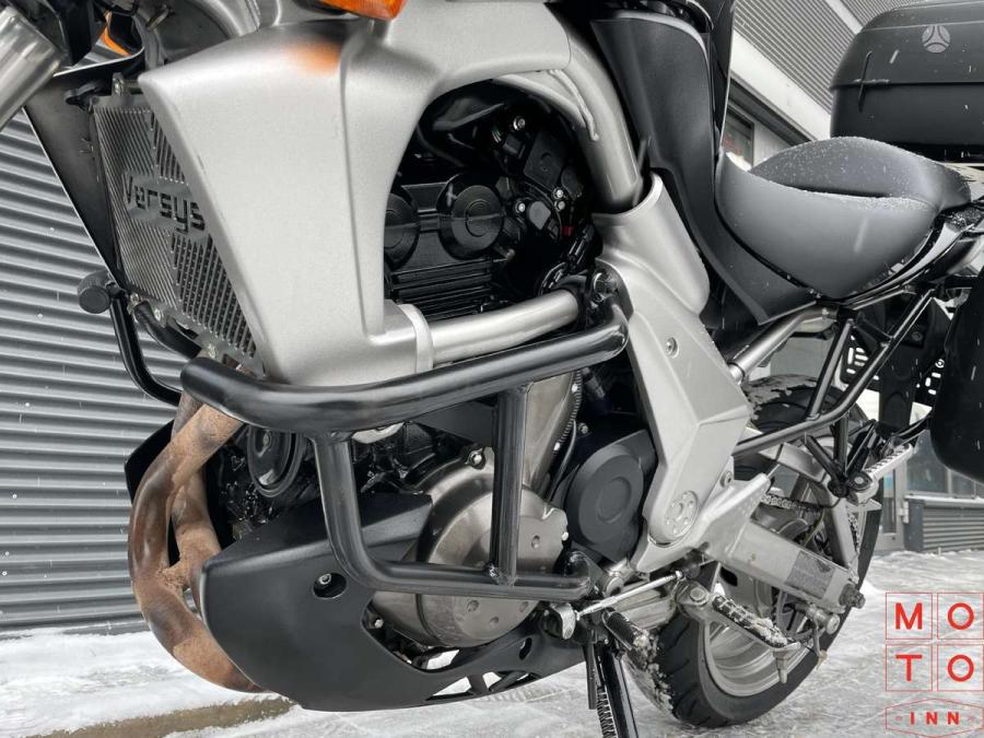 Melns Kawasaki Versys 2007 Rīga, ar dzinēja tilpumu 0.65 L un nobraukumu 53 tūkst. km par 2999 €, foto 10 vietnē AUTOMOTO.COM.LV