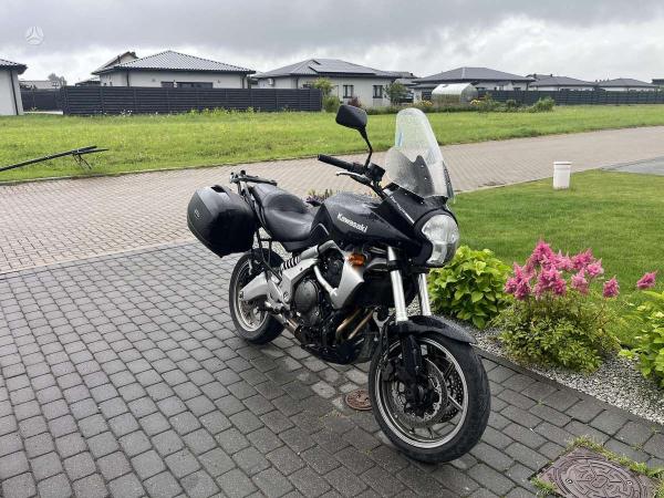 Черный Кавасаки Versys 2007 в Клайпеда, объемом двигателя 0.65 л и пробегом 49 тыс. км за 2500 €, фото 1 на AUTOMOTO.COM.LV