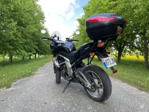 Melns Kawasaki Versys 2007 Anykščiai, ar dzinēja tilpumu 0.65 L un nobraukumu 33 tūkst. km par 2650 €, foto 20 vietnē AUTOMOTO.COM.LV