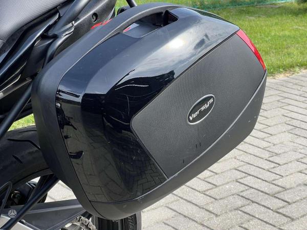 Black Kawasaki Versys 2008 in Vilnius, with an engine capacity of 0.65 L and mileage of 48 thousand km for 2400 €, photo 11 on AUTOMOTO.COM.LV