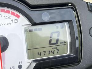 Black Kawasaki Versys 2008 in Vilnius, with an engine capacity of 0.65 L and mileage of 48 thousand km for 2400 €, photo 13 on AUTOMOTO.COM.LV