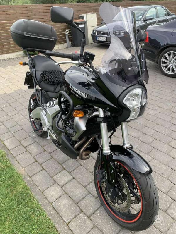 Черный Кавасаки Versys 2008 в Вильнюс, объемом двигателя 0.65 л и пробегом 20 тыс. км за 3900 €, фото 5 на AUTOMOTO.COM.LV