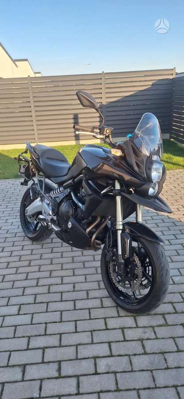 Black Kawasaki Versys 2012 in Klaipeda, with an engine capacity of 0.65 L and mileage of 43 thousand km for 2999 €, photo 1 on AUTOMOTO.COM.LV