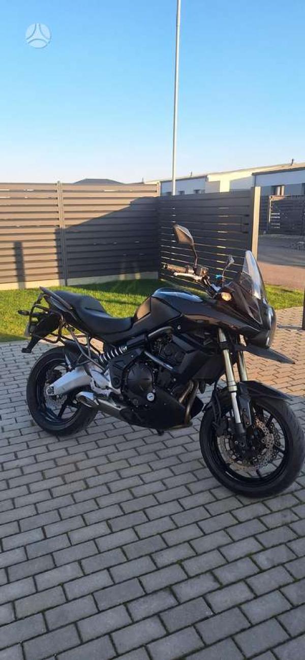 Black Kawasaki Versys 2012 in Klaipeda, with an engine capacity of 0.65 L and mileage of 43 thousand km for 2999 €, photo 3 on AUTOMOTO.COM.LV