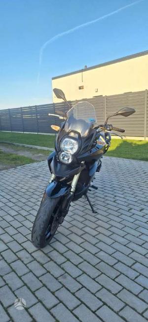 Melns Kawasaki Versys 2012 Klaipėda, ar dzinēja tilpumu 0.65 L un nobraukumu 43 tūkst. km par 2999 €, foto 4 vietnē AUTOMOTO.COM.LV