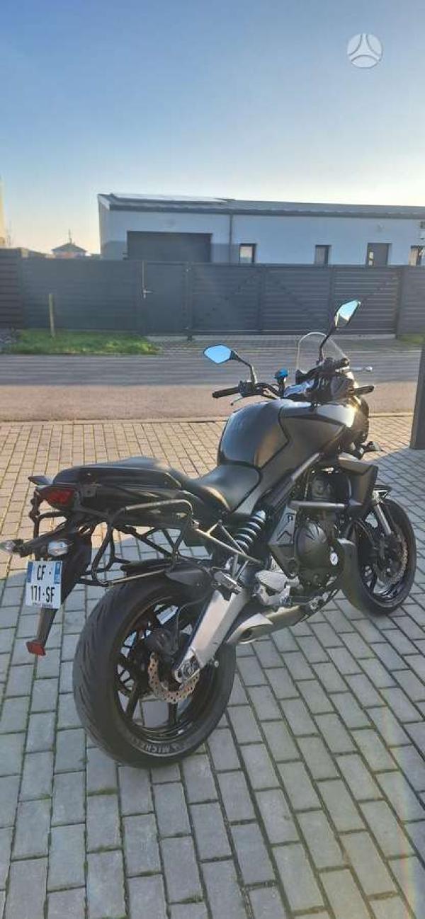 Black Kawasaki Versys 2012 in Klaipeda, with an engine capacity of 0.65 L and mileage of 43 thousand km for 2999 €, photo 7 on AUTOMOTO.COM.LV