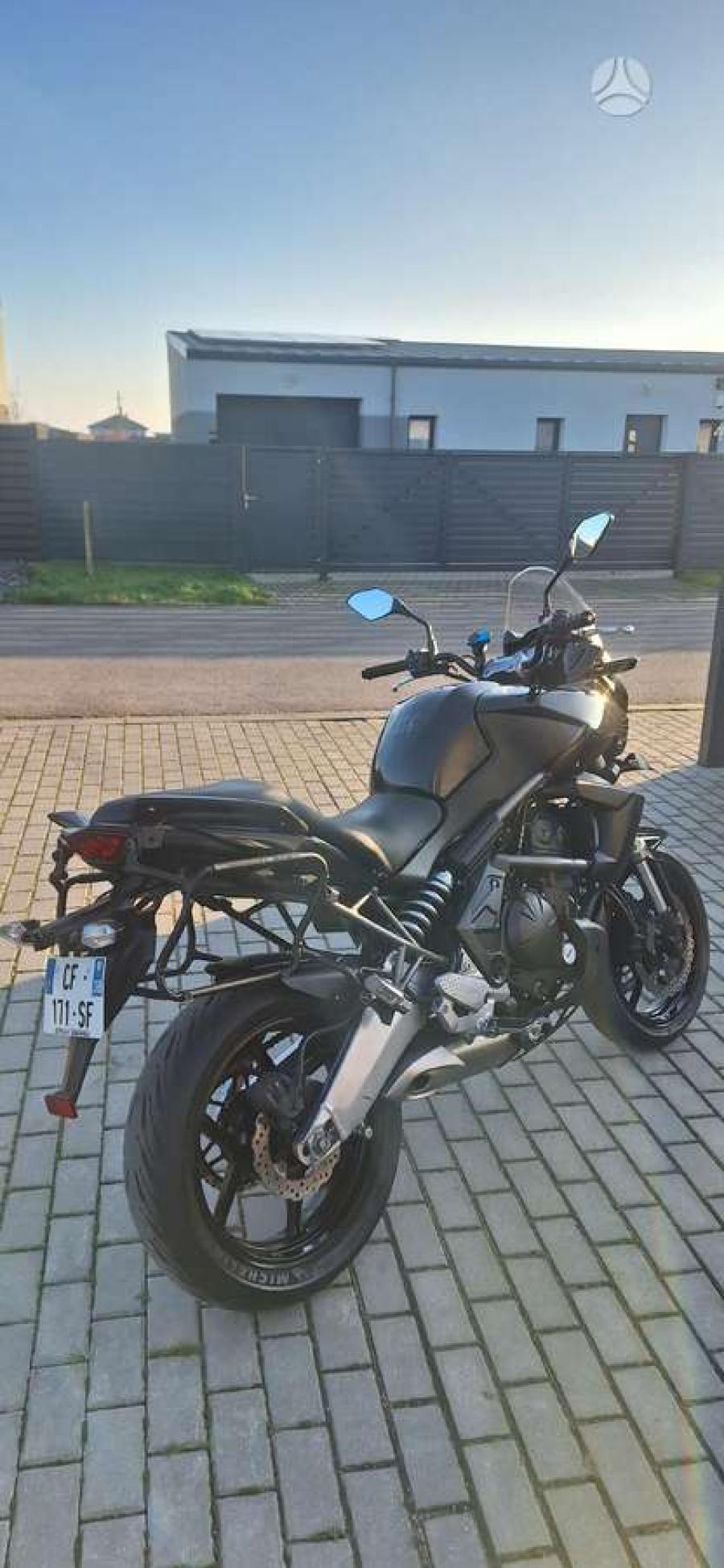 Melns Kawasaki Versys 2012 Klaipėda, ar dzinēja tilpumu 0.65 L un nobraukumu 43 tūkst. km par 2999 €, foto 7 vietnē AUTOMOTO.COM.LV