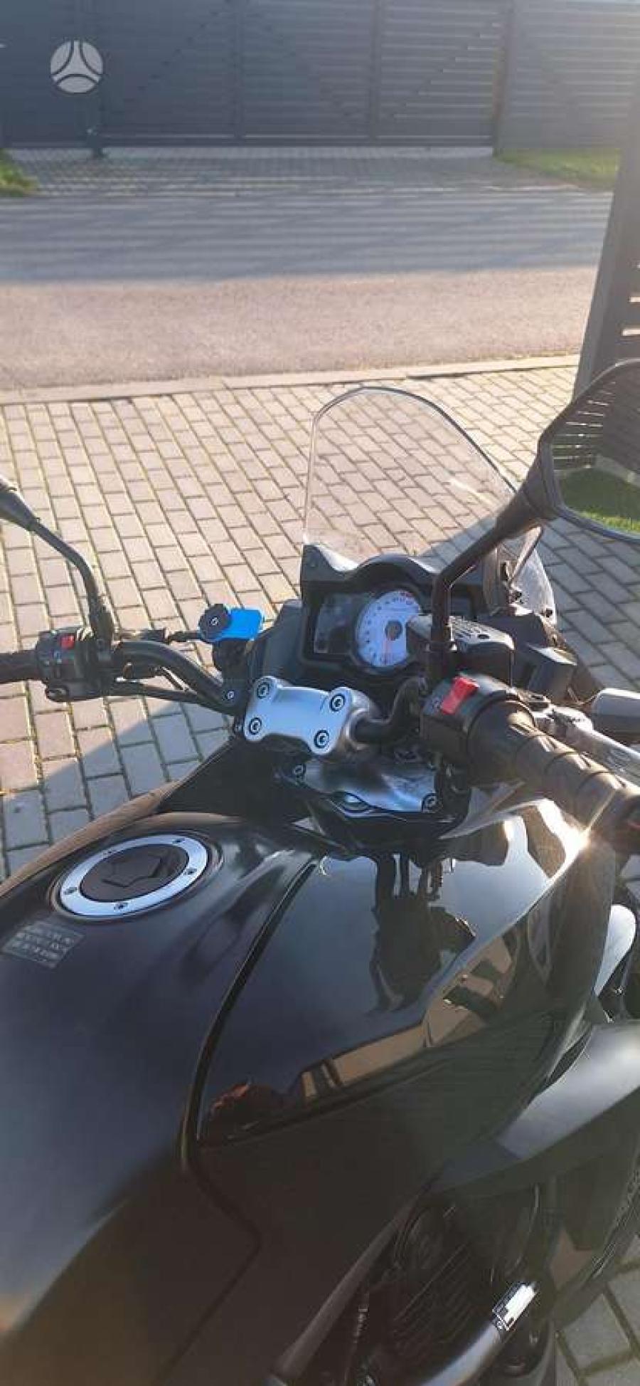 Melns Kawasaki Versys 2012 Klaipėda, ar dzinēja tilpumu 0.65 L un nobraukumu 43 tūkst. km par 2999 €, foto 11 vietnē AUTOMOTO.COM.LV