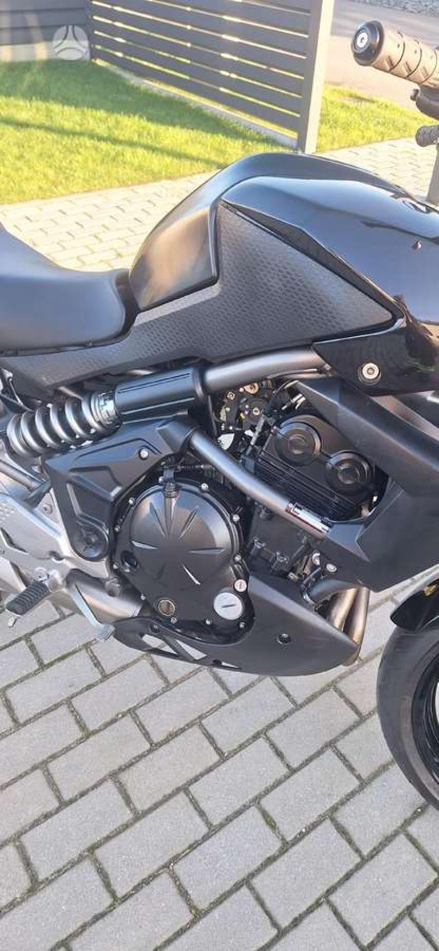 Melns Kawasaki Versys 2012 Klaipėda, ar dzinēja tilpumu 0.65 L un nobraukumu 43 tūkst. km par 2999 €, foto 16 vietnē AUTOMOTO.COM.LV