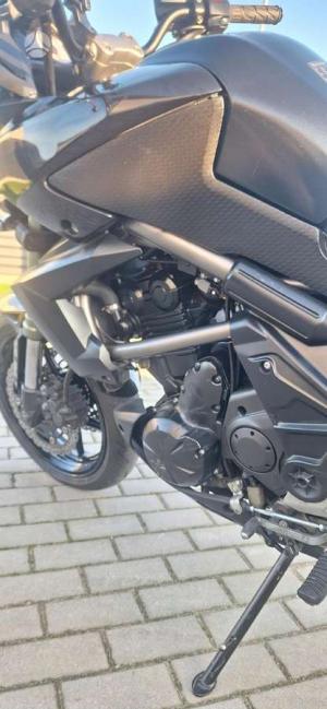 Melns Kawasaki Versys 2012 Klaipėda, ar dzinēja tilpumu 0.65 L un nobraukumu 43 tūkst. km par 2999 €, foto 17 vietnē AUTOMOTO.COM.LV