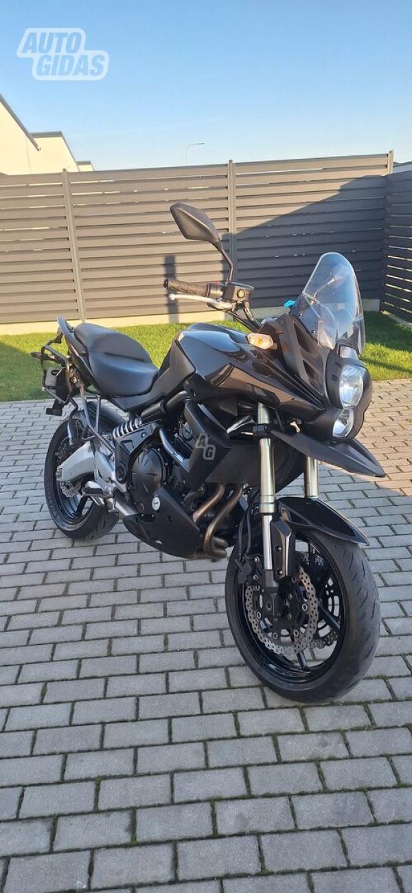Melns Kawasaki Versys 2012 Klaipėda, ar dzinēja tilpumu 0.65 L un nobraukumu 43 tūkst. km par 2700 €, foto 1 vietnē AUTOMOTO.COM.LV