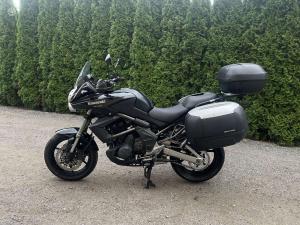 Black Kawasaki Versys 2012 in Kursenai, with an engine capacity of 0.65 L and mileage of 47 thousand km for 3400 €, photo 5 on AUTOMOTO.COM.LV