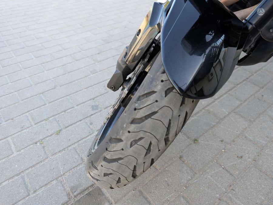 Melns Kawasaki Versys 2014 Utena, ar dzinēja tilpumu 0.65 L un nobraukumu 33 tūkst. km par 3349 €, foto 15 vietnē AUTOMOTO.COM.LV