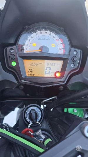 Melns Kawasaki Versys 2017 Kauņa, ar dzinēja tilpumu 0.65 L un nobraukumu 57 tūkst. km par 4400 €, foto 8 vietnē AUTOMOTO.COM.LV