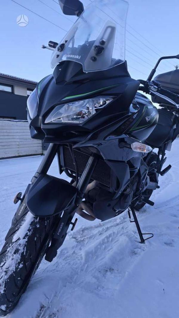 Черный Кавасаки Versys 2017 в Каунас, объемом двигателя 0.65 л и пробегом 57 тыс. км за 4400 €, фото 10 на AUTOMOTO.COM.LV