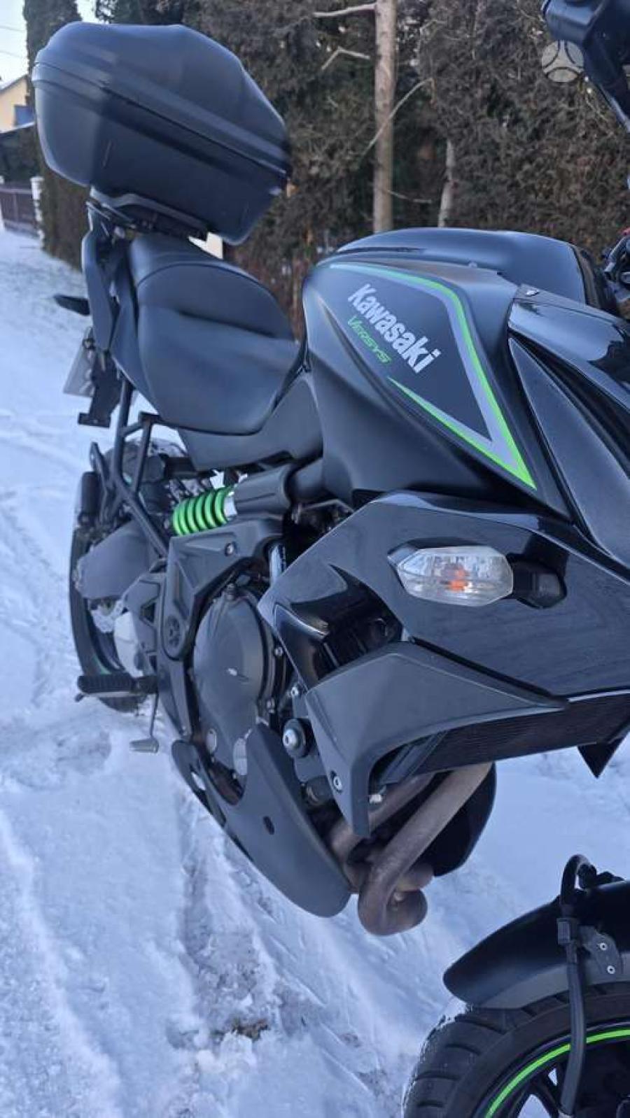 Melns Kawasaki Versys 2017 Kauņa, ar dzinēja tilpumu 0.65 L un nobraukumu 57 tūkst. km par 4400 €, foto 17 vietnē AUTOMOTO.COM.LV