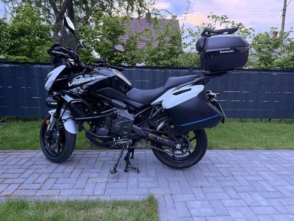 Melns Kawasaki Versys 2021 Kauņa, ar dzinēja tilpumu 0.65 L un nobraukumu 47 tūkst. km par 5700 €, foto 8 vietnē AUTOMOTO.COM.LV