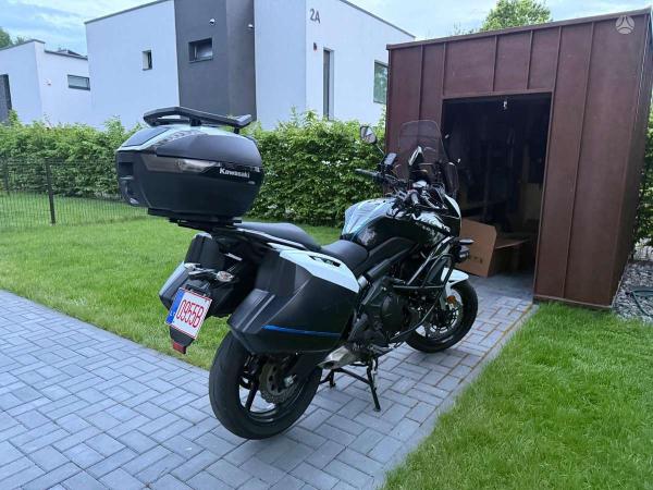 Melns Kawasaki Versys 2021 Kauņa, ar dzinēja tilpumu 0.65 L un nobraukumu 47 tūkst. km par 5700 €, foto 9 vietnē AUTOMOTO.COM.LV