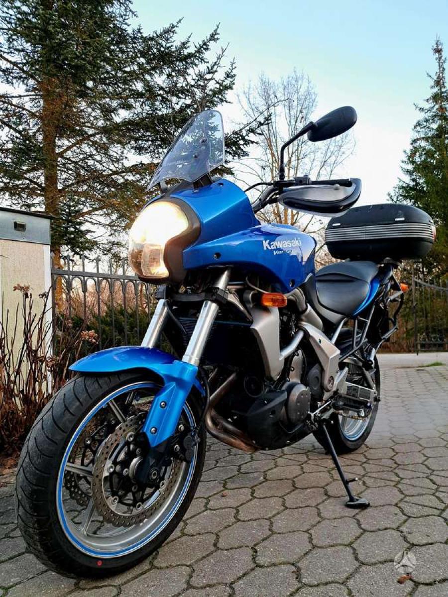 Blue Kawasaki Versys 2008 in Pasvalys, with an engine capacity of 0.65 L and mileage of 57 thousand km for 2300 €, photo 5 on AUTOMOTO.COM.LV