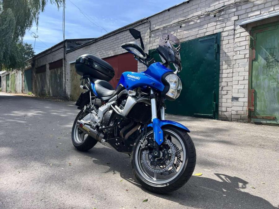 Blue Kawasaki Versys 2008 in Vilnius, with an engine capacity of 0.65 L and mileage of 82 thousand km for 2800 €, photo 1 on AUTOMOTO.COM.LV