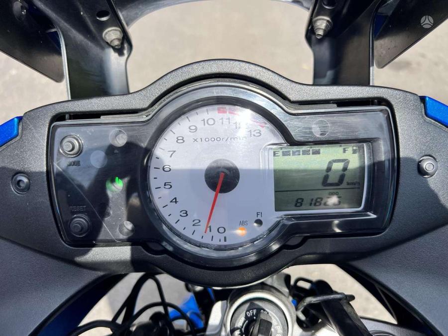 Blue Kawasaki Versys 2008 in Vilnius, with an engine capacity of 0.65 L and mileage of 82 thousand km for 2800 €, photo 15 on AUTOMOTO.COM.LV