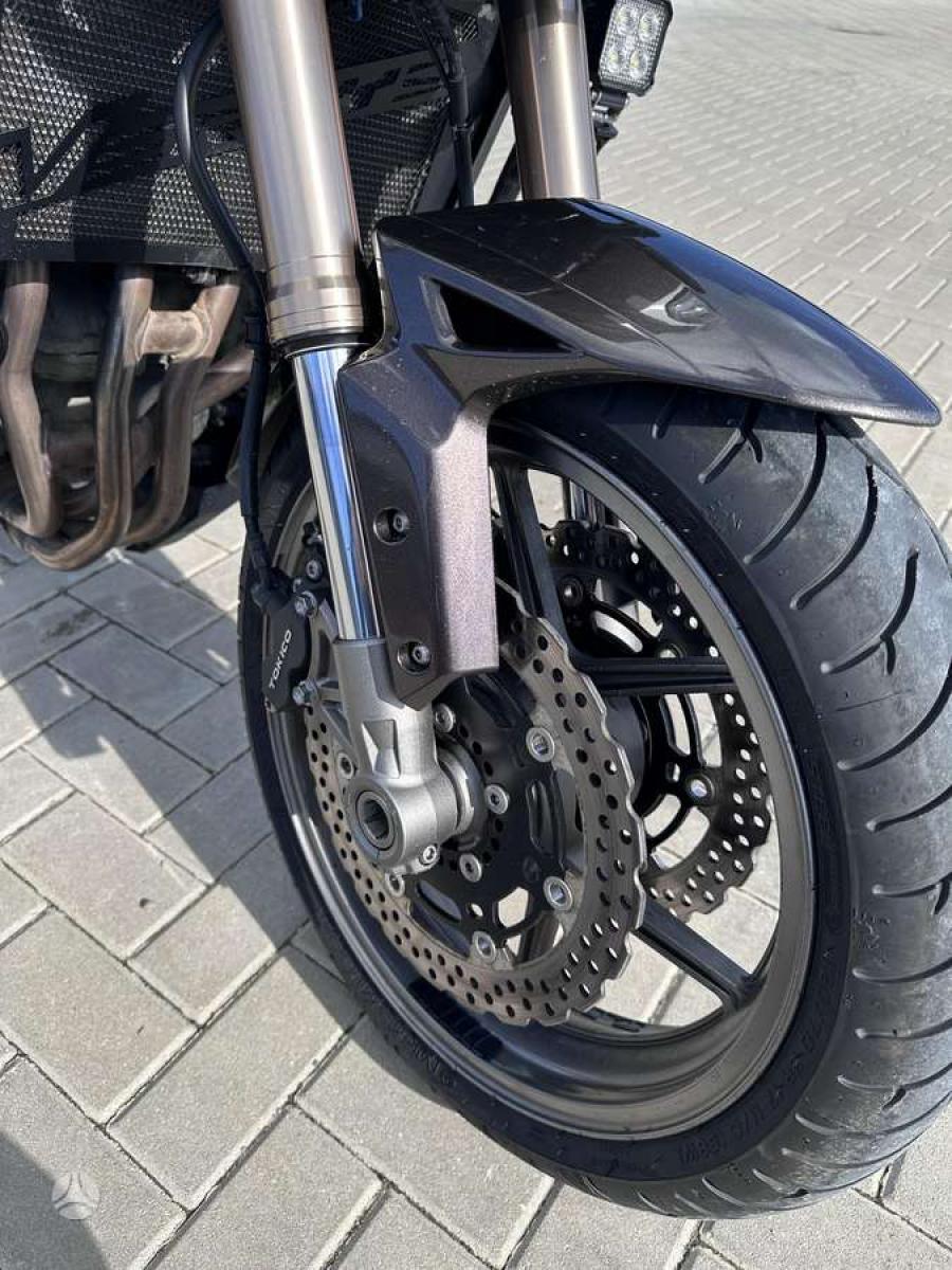 Brown Kawasaki Versys 2012 in Silale, with an engine capacity of 1.05 L and mileage of 43 thousand km for 6200 €, photo 11 on AUTOMOTO.COM.LV