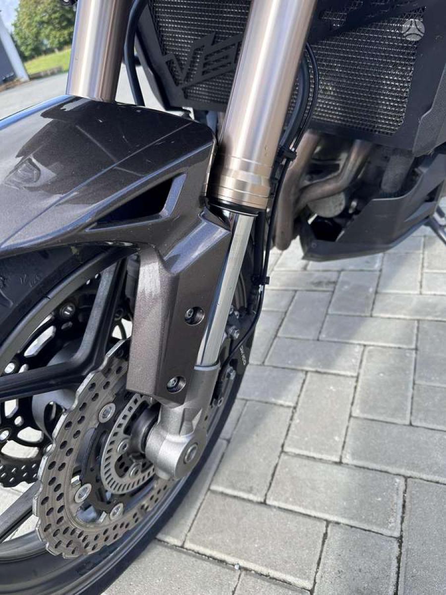 Brown Kawasaki Versys 2012 in Silale, with an engine capacity of 1.05 L and mileage of 43 thousand km for 6200 €, photo 15 on AUTOMOTO.COM.LV