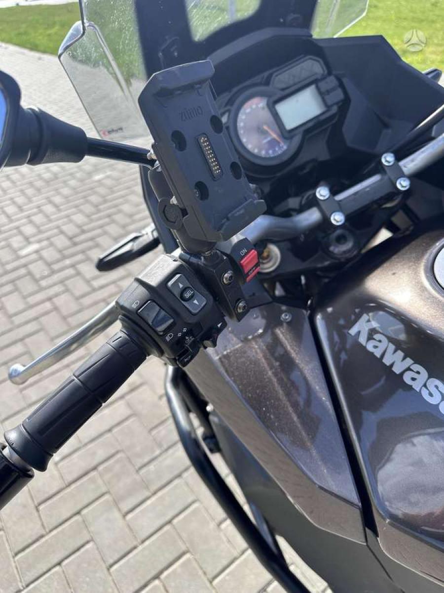 Brown Kawasaki Versys 2012 in Silale, with an engine capacity of 1.05 L and mileage of 43 thousand km for 6200 €, photo 16 on AUTOMOTO.COM.LV