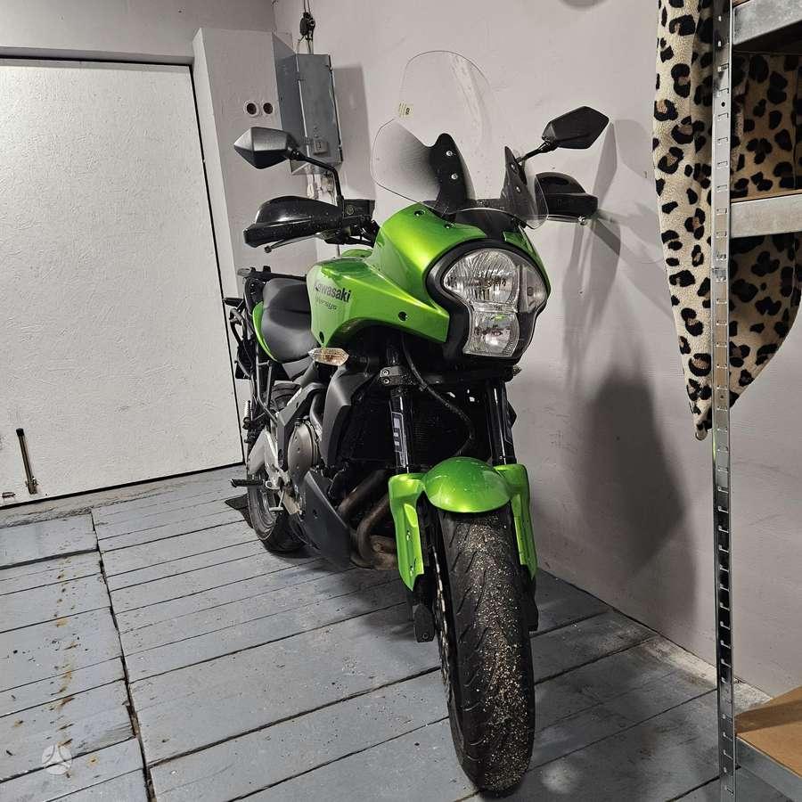 Green Kawasaki Versys 2008 in Kelme, with an engine capacity of 0.65 L and mileage of 43 thousand km for 2500 €, photo 4 on AUTOMOTO.COM.LV