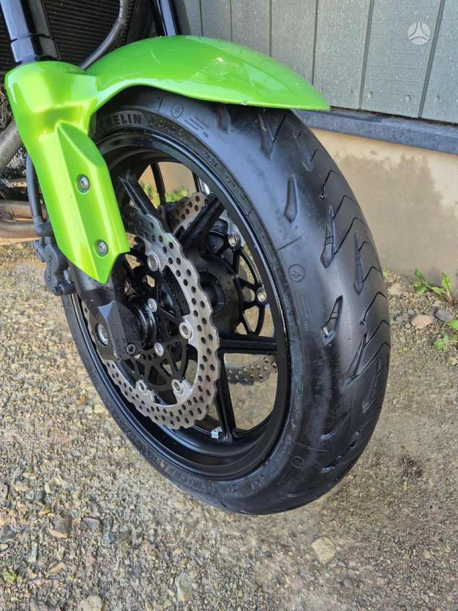 Zaļš Kawasaki Versys 2008 Kuršėnai, ar dzinēja tilpumu 0.65 L un nobraukumu 43 tūkst. km par 2550 €, foto 11 vietnē AUTOMOTO.COM.LV