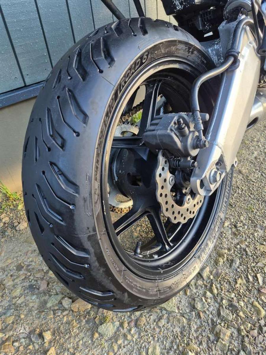 Zaļš Kawasaki Versys 2008 Kuršėnai, ar dzinēja tilpumu 0.65 L un nobraukumu 43 tūkst. km par 2550 €, foto 12 vietnē AUTOMOTO.COM.LV