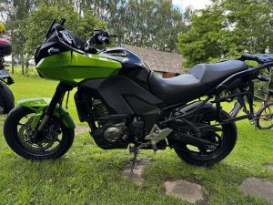 Green Kawasaki Versys 2014 in Birzai, with an engine capacity of 1.04 L and mileage of 56 thousand km for 3300 €, photo  on AUTOMOTO.COM.LV