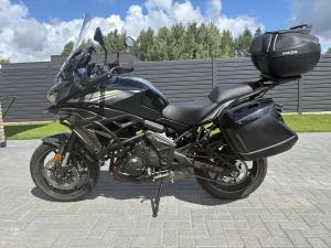 Green Kawasaki Versys 2023 in Plunge, with an engine capacity of 0.65 L and mileage of 9 thousand km for 7490 €, photo 4 on AUTOMOTO.COM.LV