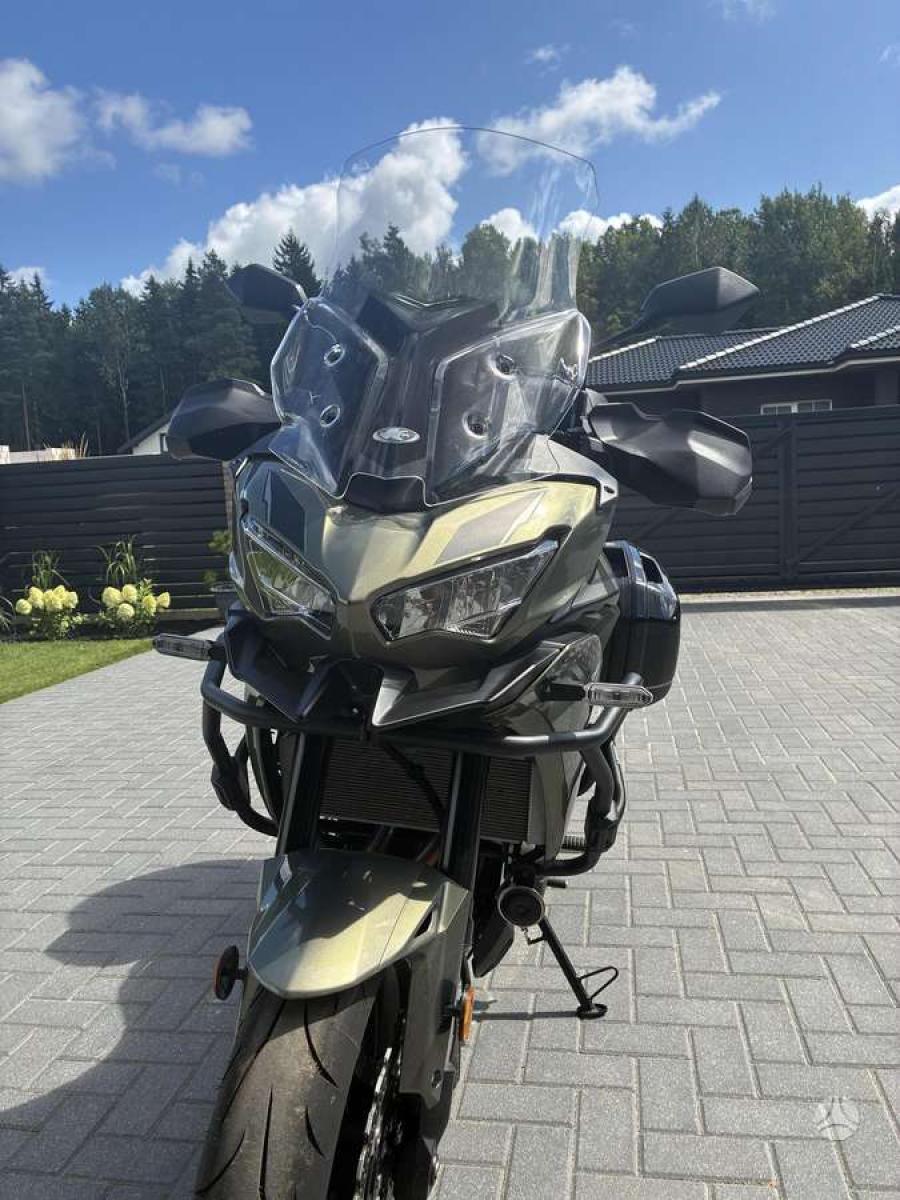 Green Kawasaki Versys 2023 in Plunge, with an engine capacity of 0.65 L and mileage of 9 thousand km for 7490 €, photo 13 on AUTOMOTO.COM.LV