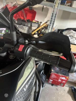Green Kawasaki Versys 2023 in Plunge, with an engine capacity of 0.65 L and mileage of 9 thousand km for 7490 €, photo 17 on AUTOMOTO.COM.LV