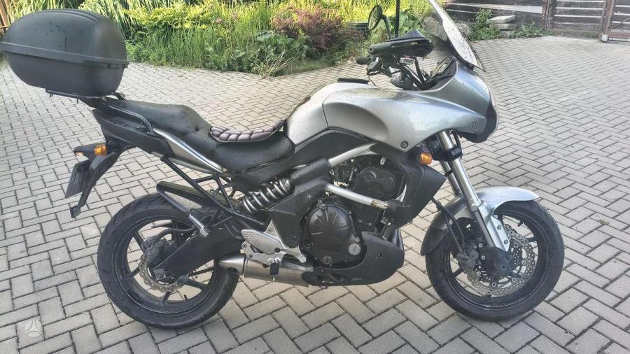 Grey Kawasaki Versys 2007 in Vilnius, with an engine capacity of 0.65 L and mileage of 118 thousand km for 2300 €, photo 3 on AUTOMOTO.COM.LV