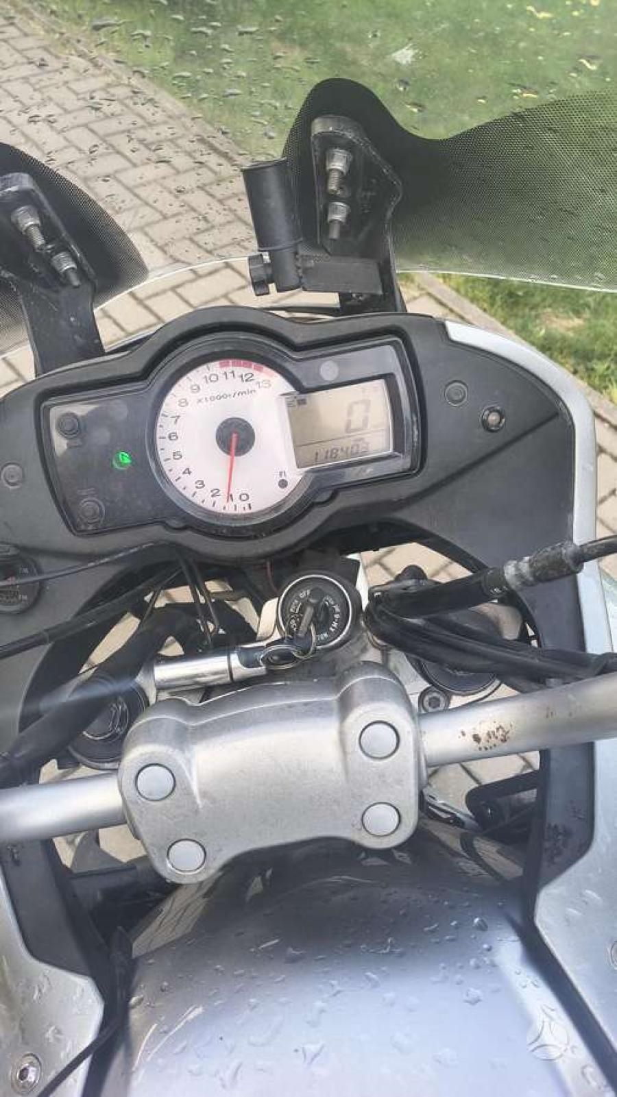 Grey Kawasaki Versys 2007 in Vilnius, with an engine capacity of 0.65 L and mileage of 118 thousand km for 2300 €, photo 12 on AUTOMOTO.COM.LV
