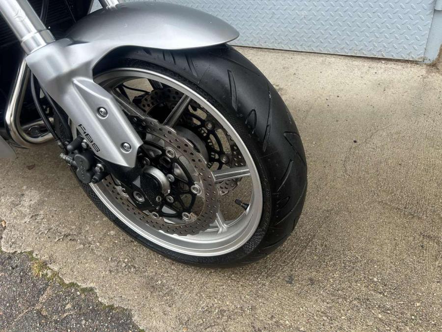 Grey Kawasaki Versys 2007 in Birstonas, with an engine capacity of 0.65 L and mileage of 45 thousand km for 2999 €, photo 9 on AUTOMOTO.COM.LV