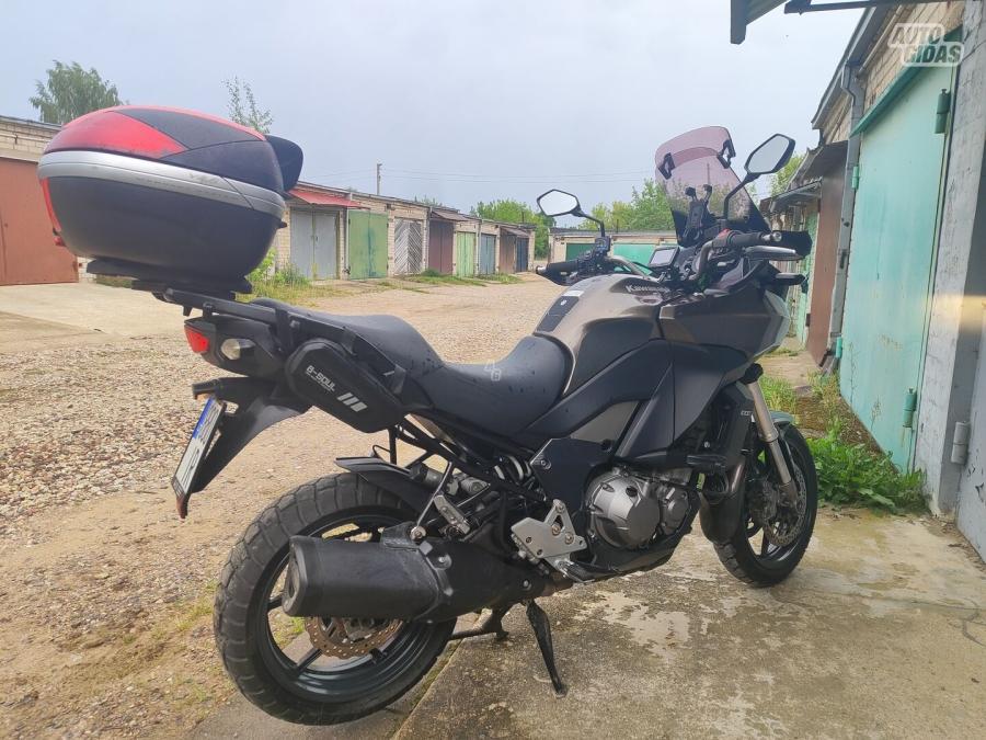Grey Kawasaki Versys 2012 in Jonava, with an engine capacity of 1.05 L and mileage of 55 thousand km for 4100 €, photo 1 on AUTOMOTO.COM.LV