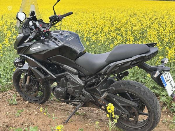 Серый Кавасаки Versys 2017 в Неменчине, объемом двигателя 0.65 л и пробегом 60 тыс. км за 4500 €, фото 3 на AUTOMOTO.COM.LV
