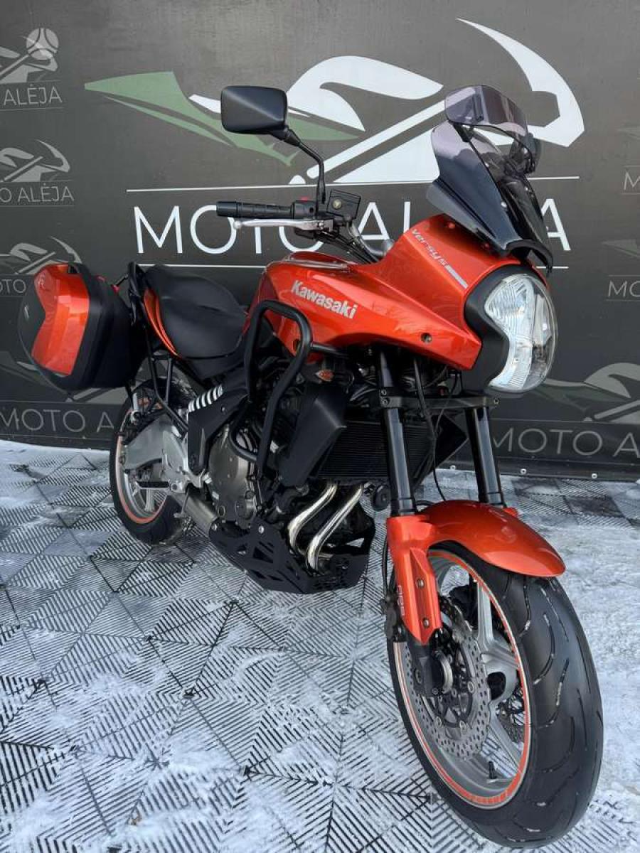 Kawasaki Versys 2007 Prienai, ar dzinēja tilpumu 0.65 L un nobraukumu 46 tūkst. km par 3100 €, foto 1 vietnē AUTOMOTO.COM.LV