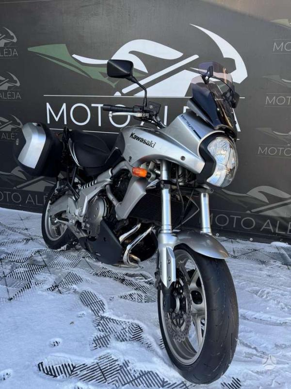 Kawasaki Versys 2007 Prienai, ar dzinēja tilpumu 0.65 L un nobraukumu 39 tūkst. km par 3100 €, foto 1 vietnē AUTOMOTO.COM.LV