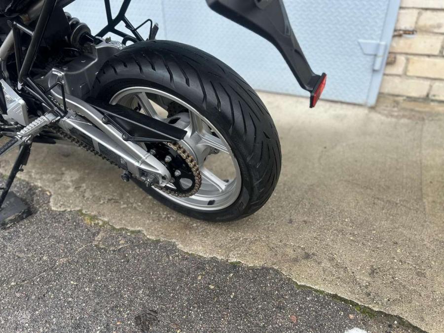 Kawasaki Versys 2007 in Birstonas, with an engine capacity of 0.65 L and mileage of 35 thousand km for 3050 €, photo 8 on AUTOMOTO.COM.LV
