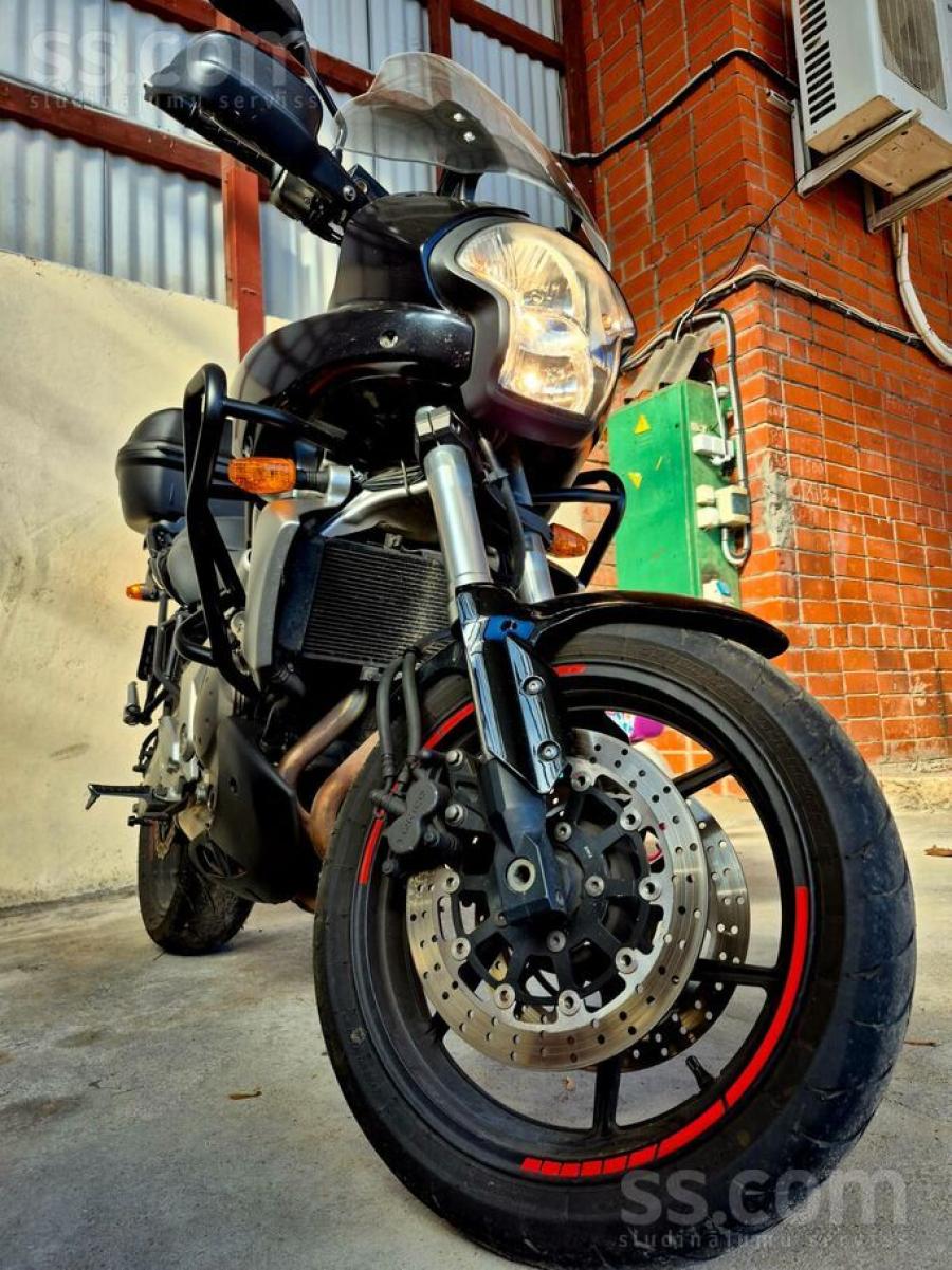 Кавасаки Versys 2008 в Рига, объемом двигателя 0.65 л и пробегом 0 тыс. км за 2400 €, фото 1 на AUTOMOTO.COM.LV