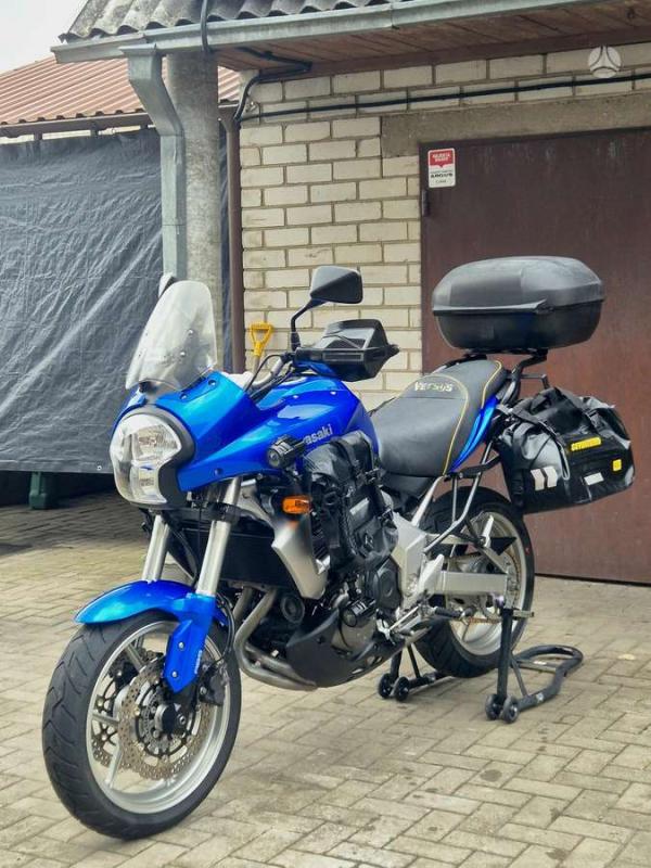 Кавасаки Versys 2008 в Пренай, объемом двигателя 0.65 л и пробегом 48 тыс. км за 2950 €, фото 4 на AUTOMOTO.COM.LV