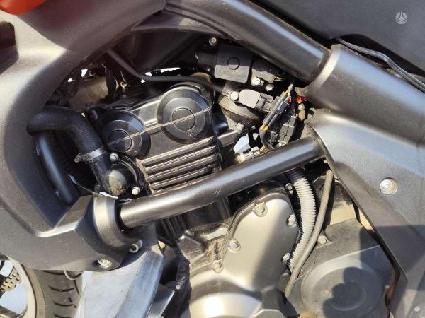 Kawasaki Versys 2008 in Kelme, with an engine capacity of 0.65 L and mileage of 31 thousand km for 3250 €, photo 10 on AUTOMOTO.COM.LV