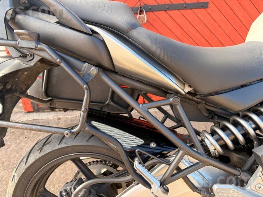 Kawasaki Versys 2009 Rīga, ar dzinēja tilpumu 0.60 L un nobraukumu 0 tūkst. km par 3200 €, foto 7 vietnē AUTOMOTO.COM.LV